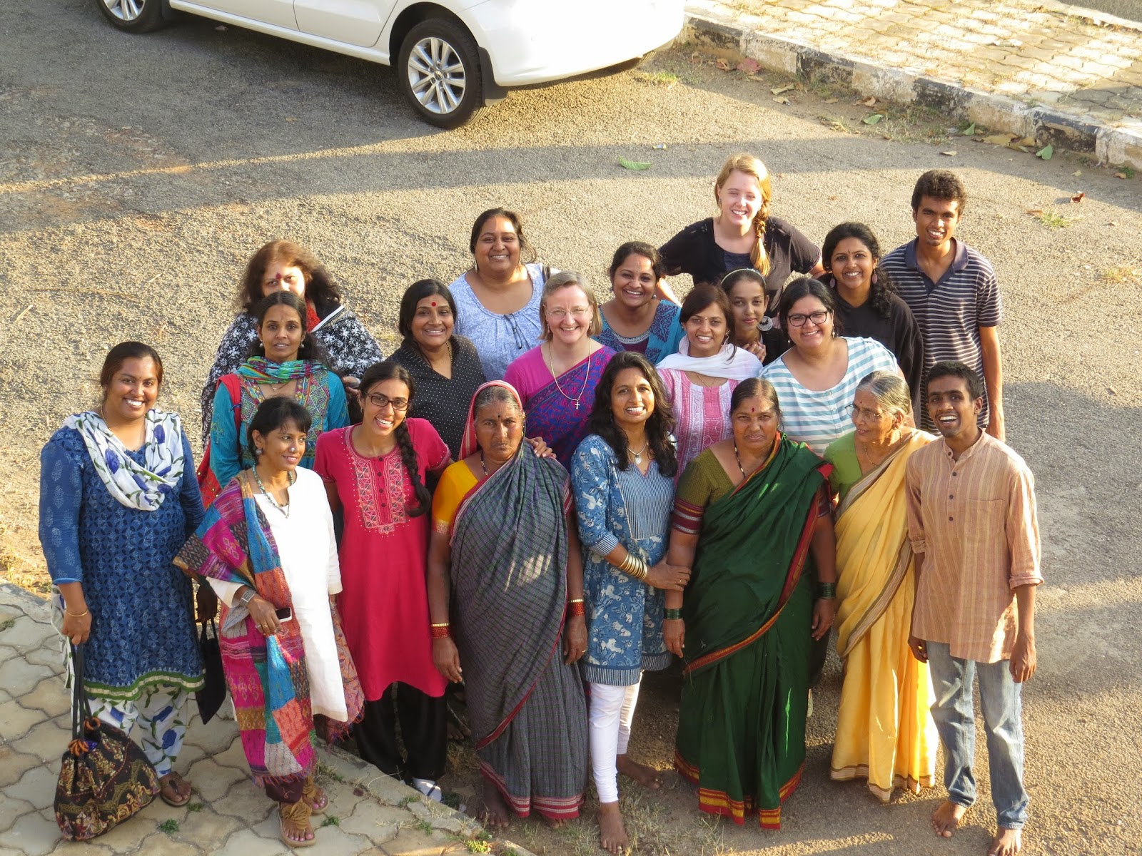 BuDa Folklore: Weaving Colours of Love – Traditional Hand-quilting ...