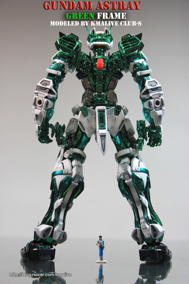 Custom Build: MG 1/100 Gundam Astray "Green Frame"