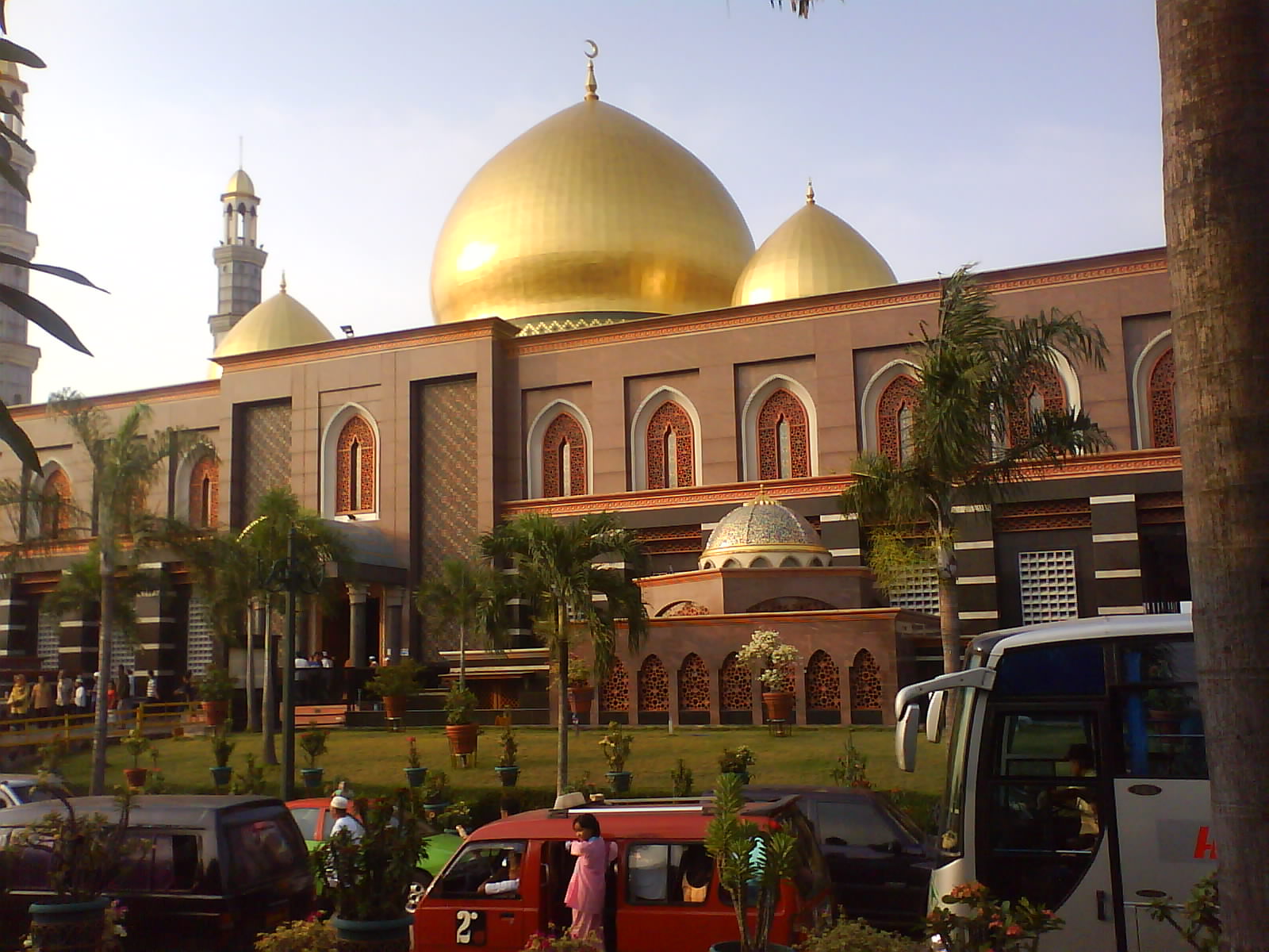 Masjid Kubah Emas di dunia | Islam Dihatiku
