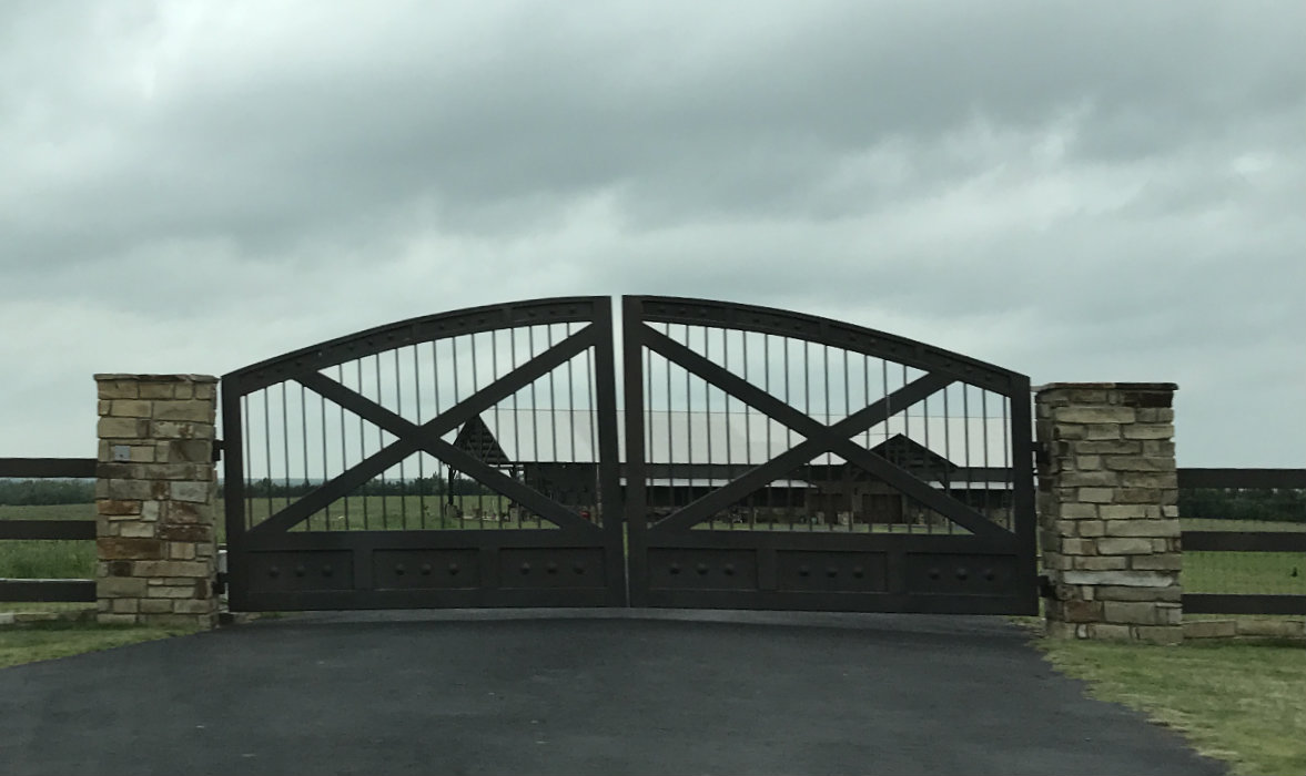 Busy Geemaw: Texas Ranch Gates