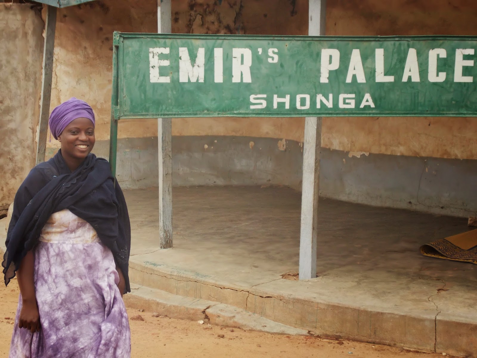 Traveloque: Visit to the palace of the Emir of Shonga town | Labyrinths ...