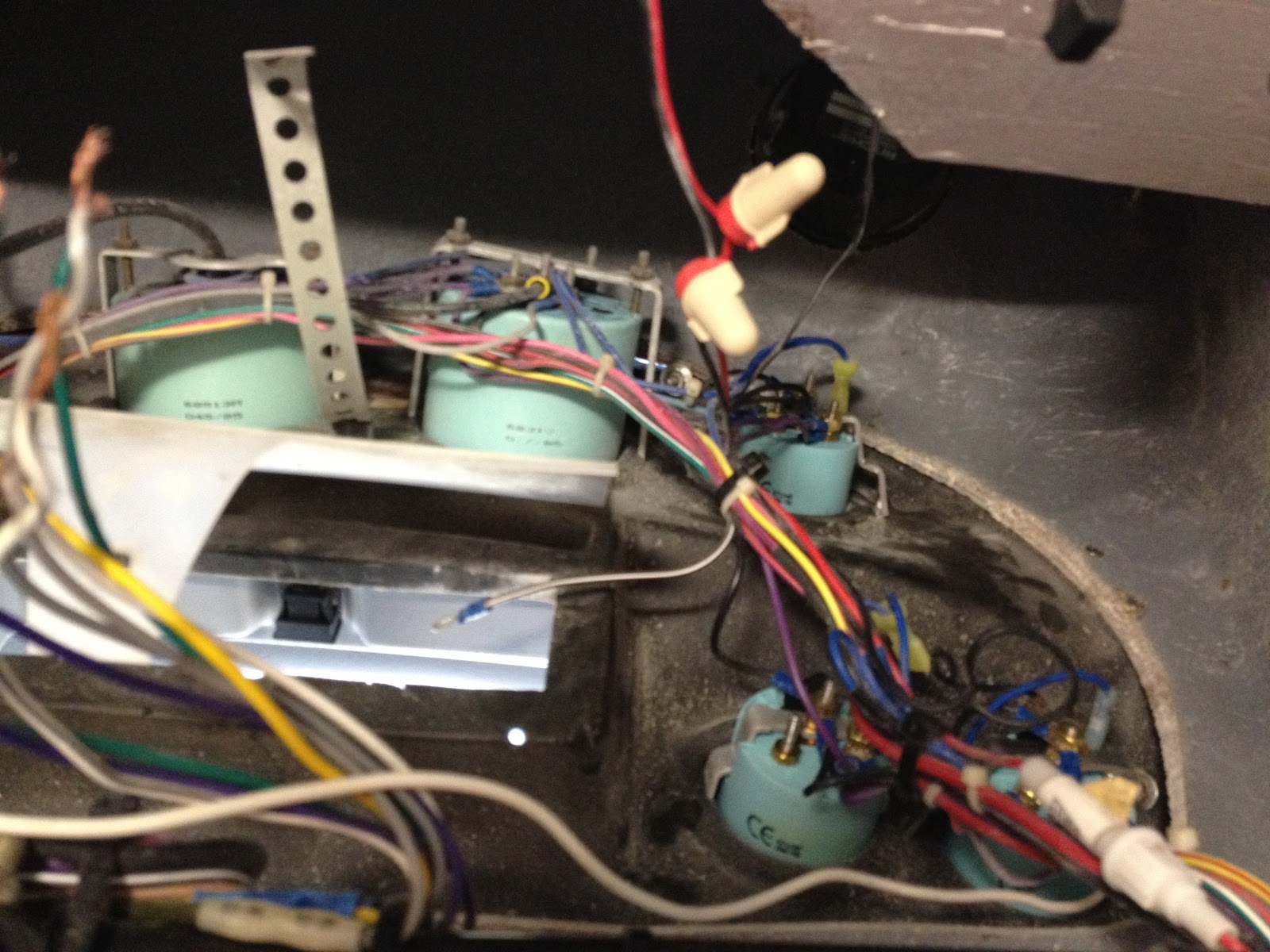 Friscoboater's 1995 Sea Ray 220 BR Rotten Deck and Stringer Restoration