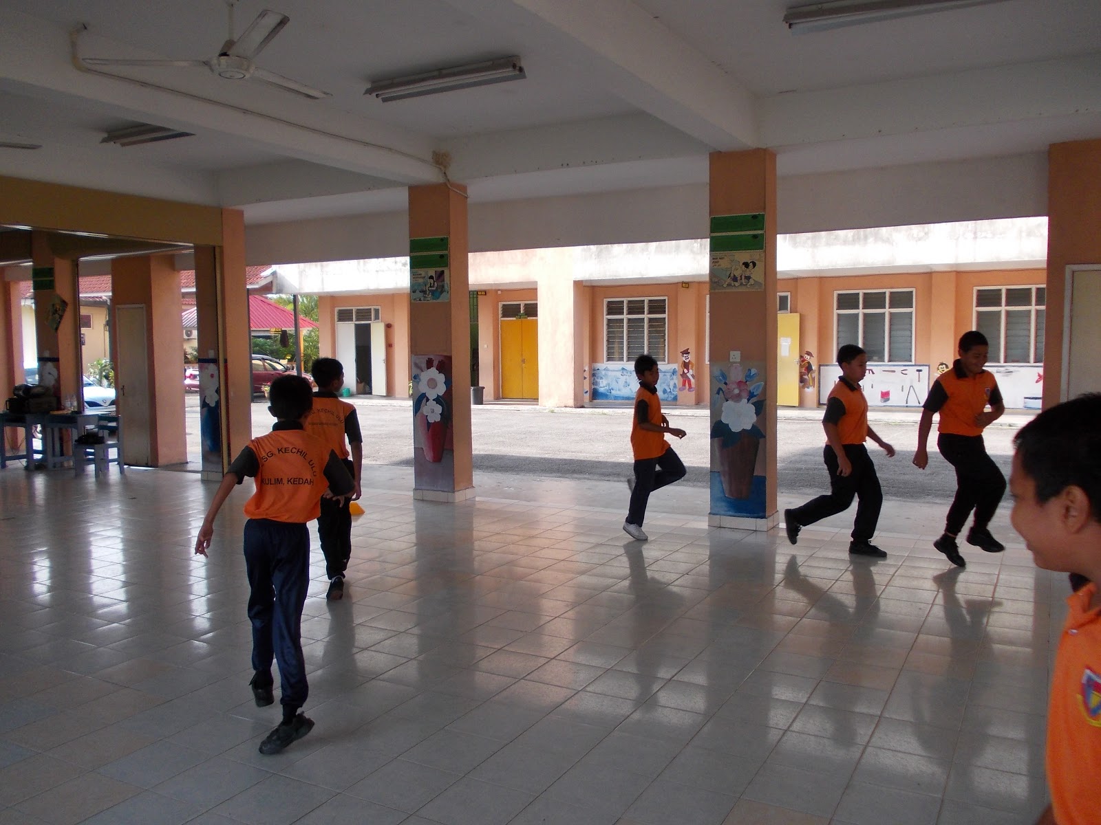 RPH PENDIDIKAN JASMANI TAHUN 3: MEMANASKAN BADAN DAN REGANGAN