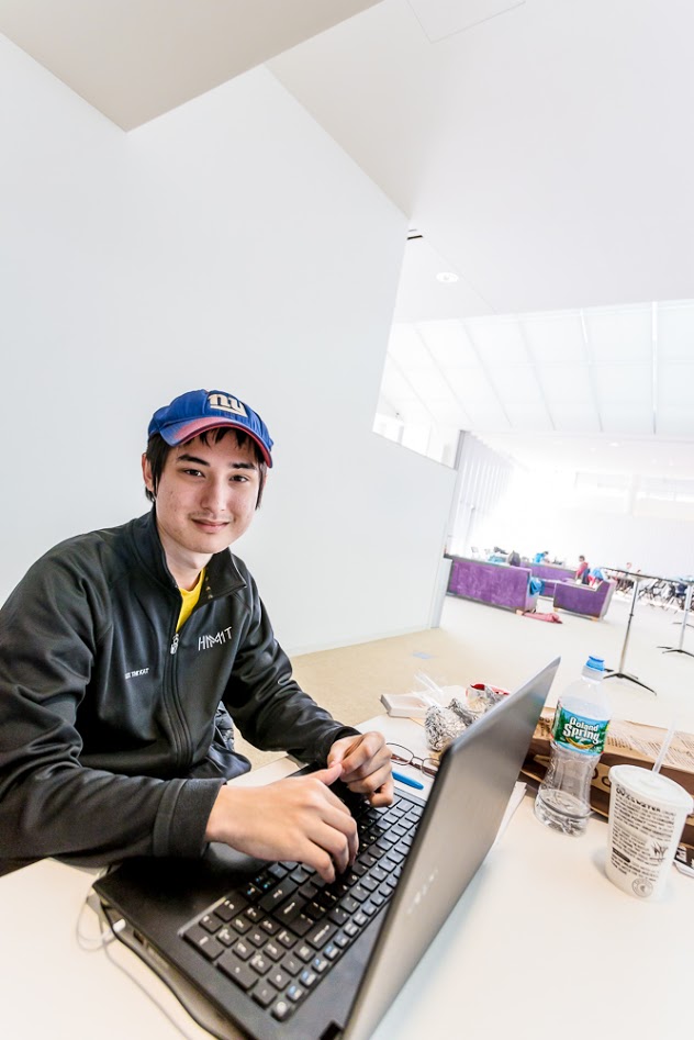 Boylston Chess Club Weblog: Cortizas photos of the MIT Winter Open