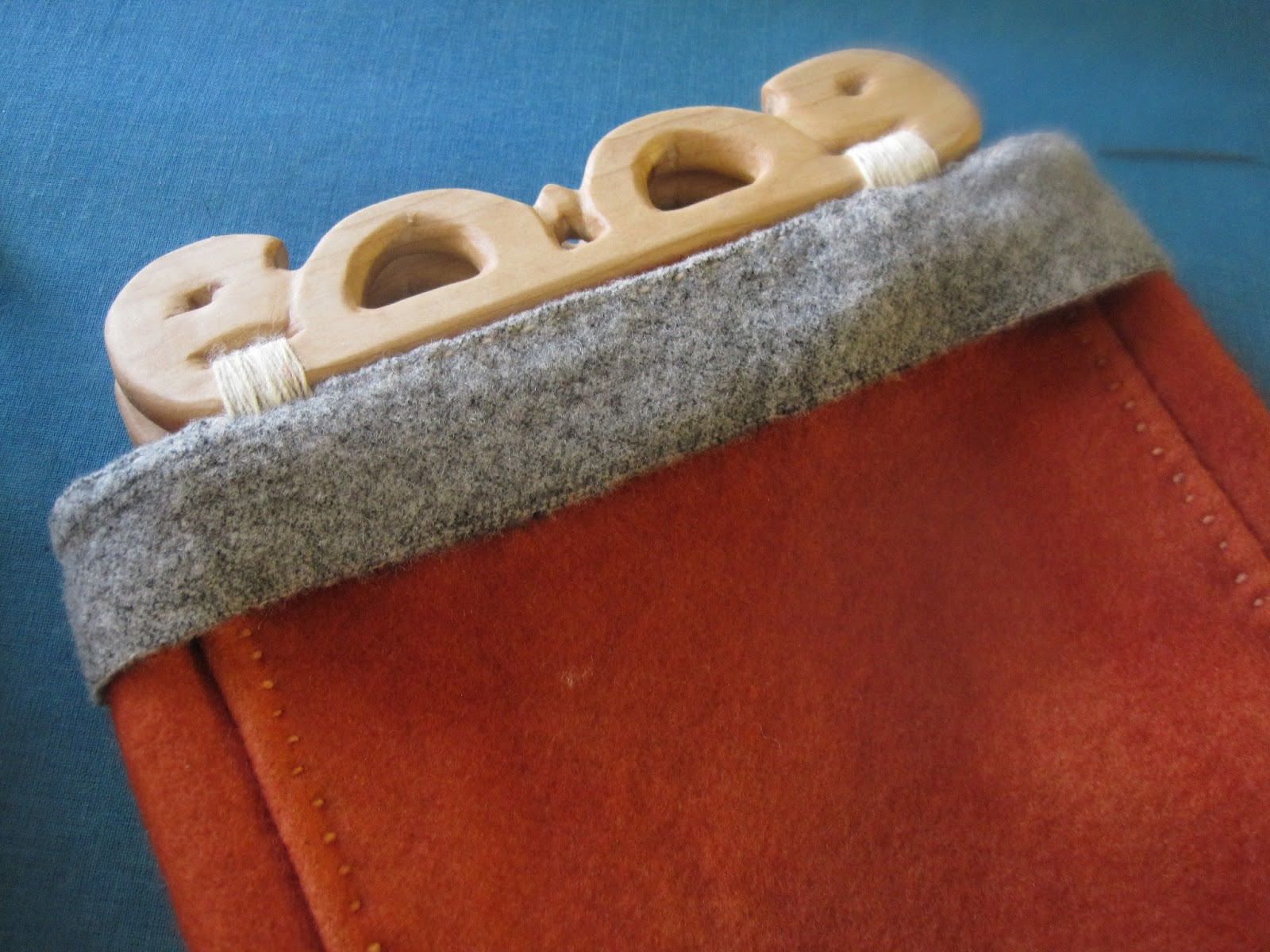 Stone Tracery Threads: Hedeby Harbor Wooden Handled Bag
