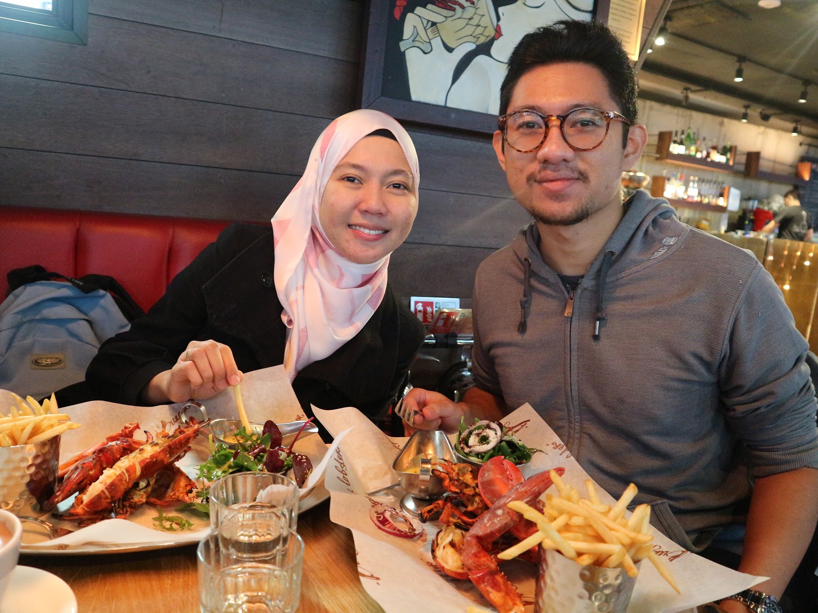Menikmati Keenakan Lobster Di Burger and Lobster - Azie Kitchen