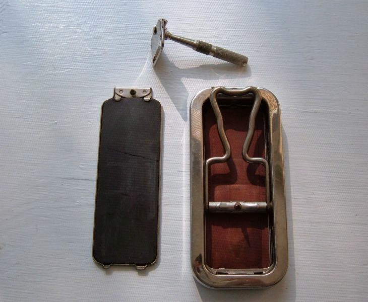 Jayaruh Shaving: My Birth Year Razors 1947