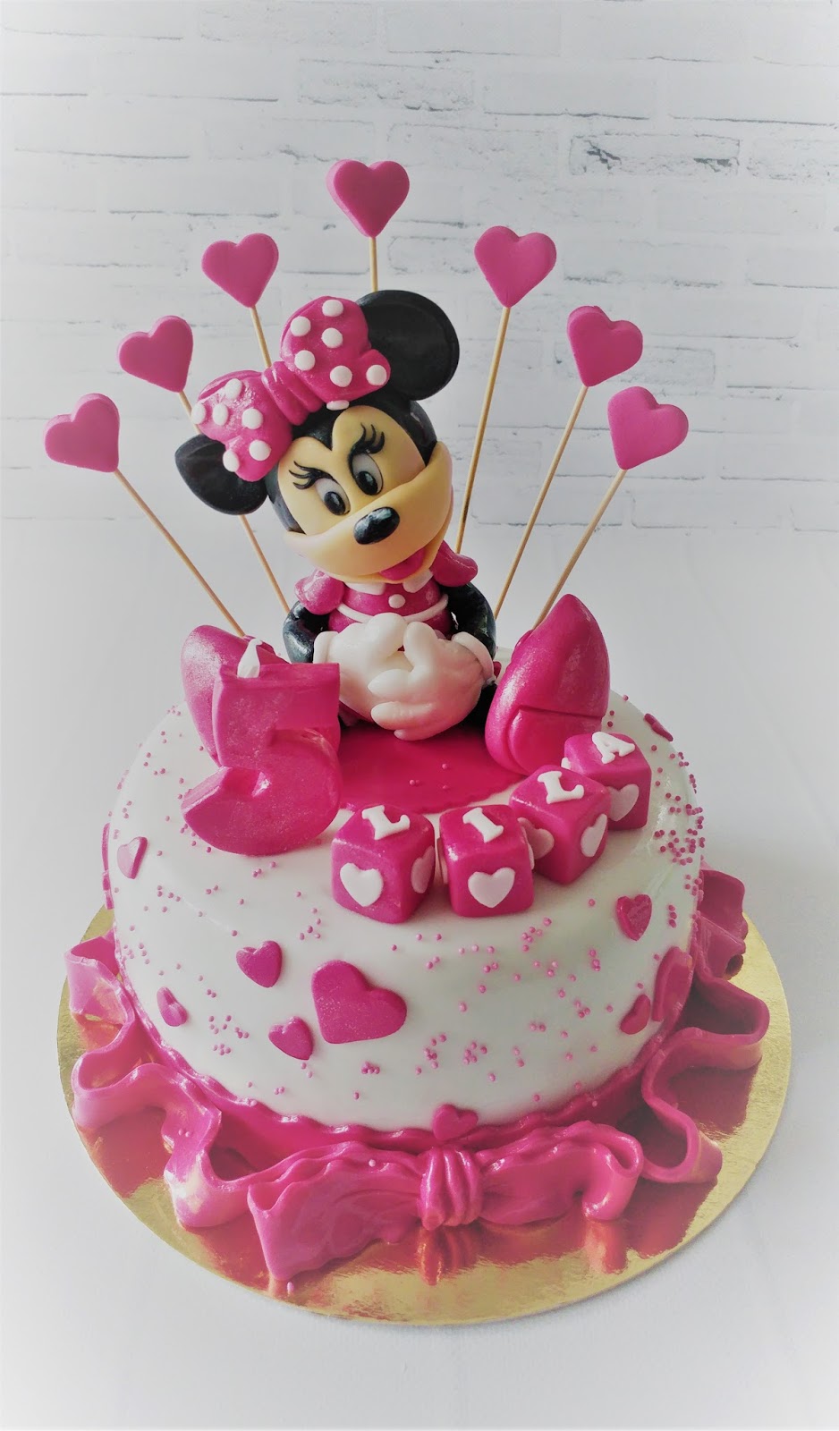 Lukrowanka: Myszka Minnie - tort lukrowy :) Minnie Mouse fondant cake ...