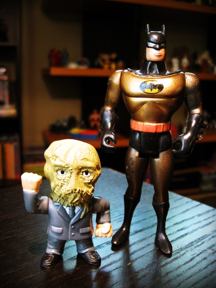 Lair of the Dork Horde: Batman Bootlegs & Knockoffs Grand Finale!