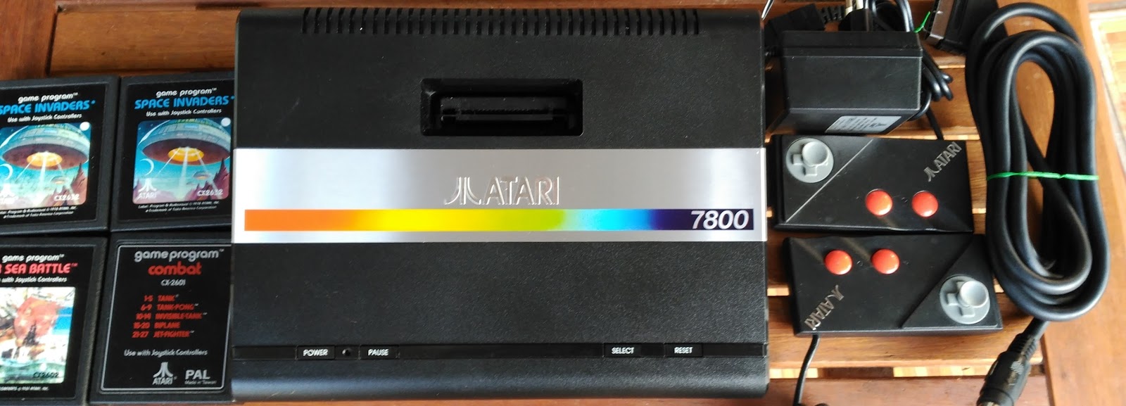 Retro Ordenadores Orty: Atari 7800 RGB (modelo PERITEL) (1989)