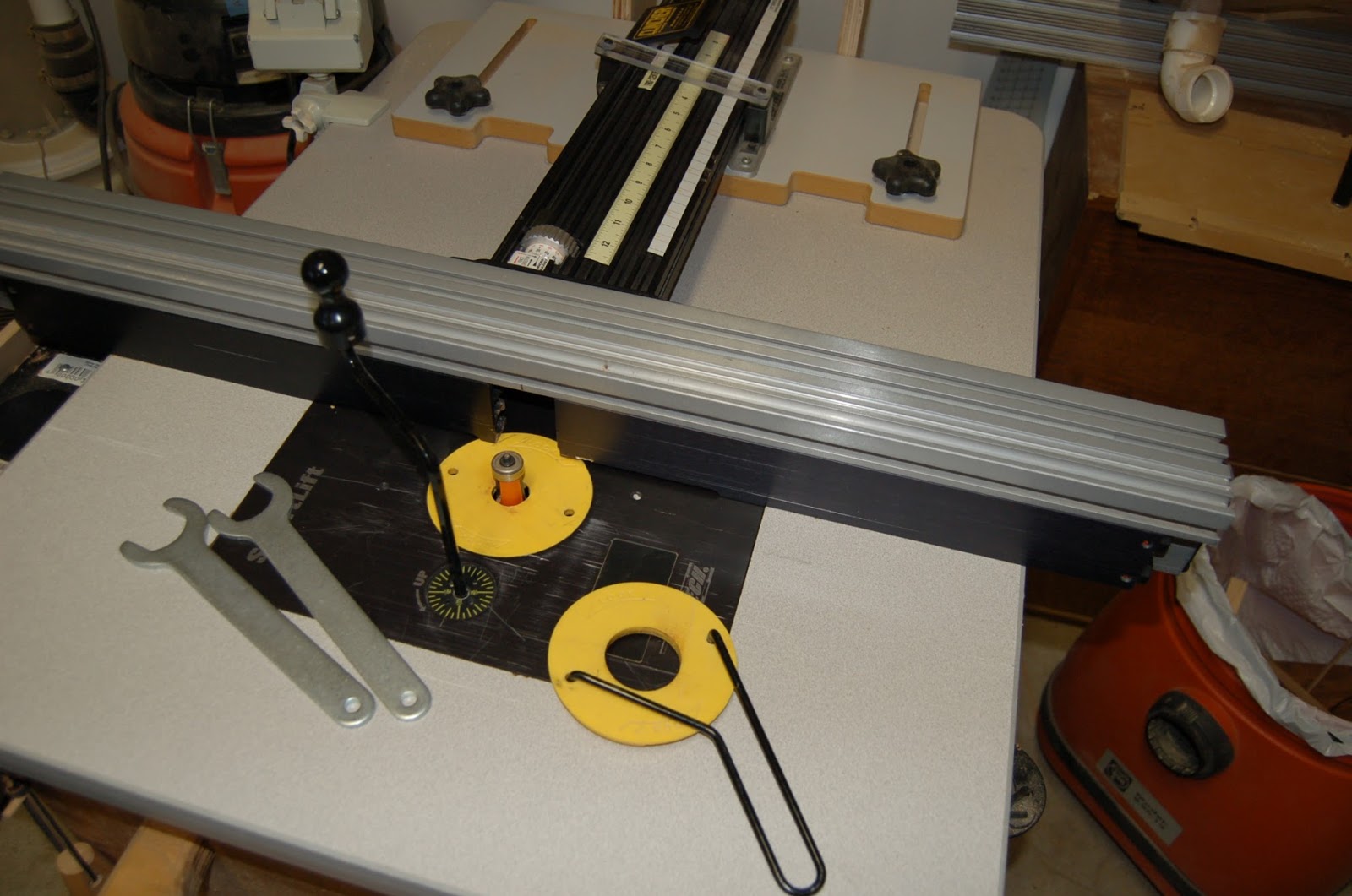 Woodworks Made Easy: The Router Table