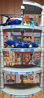 Super Powers: Batman's Wayne Foundation Playset | Weird Fantastic Toy ...