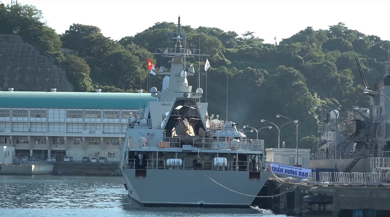 DEFENSE STUDIES: HQ 015-Tran Hung Dao Visits Some Asian Countries