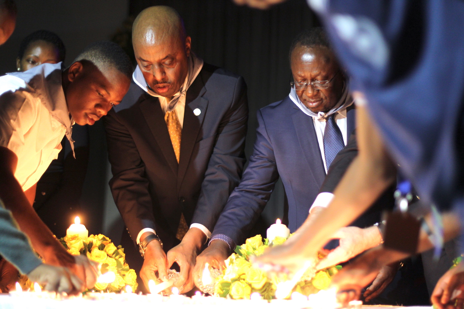 MATUKIO @ MICHUZI BLOG: RAIA RWANDA WAADHIMISHA MIAKA 24 YA MAUAJI WA ...