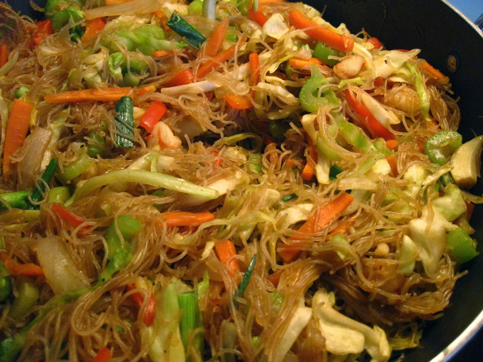 How to Make Filipino Quick and Easy Pancit Bihon Asian Cooking Recipe ...