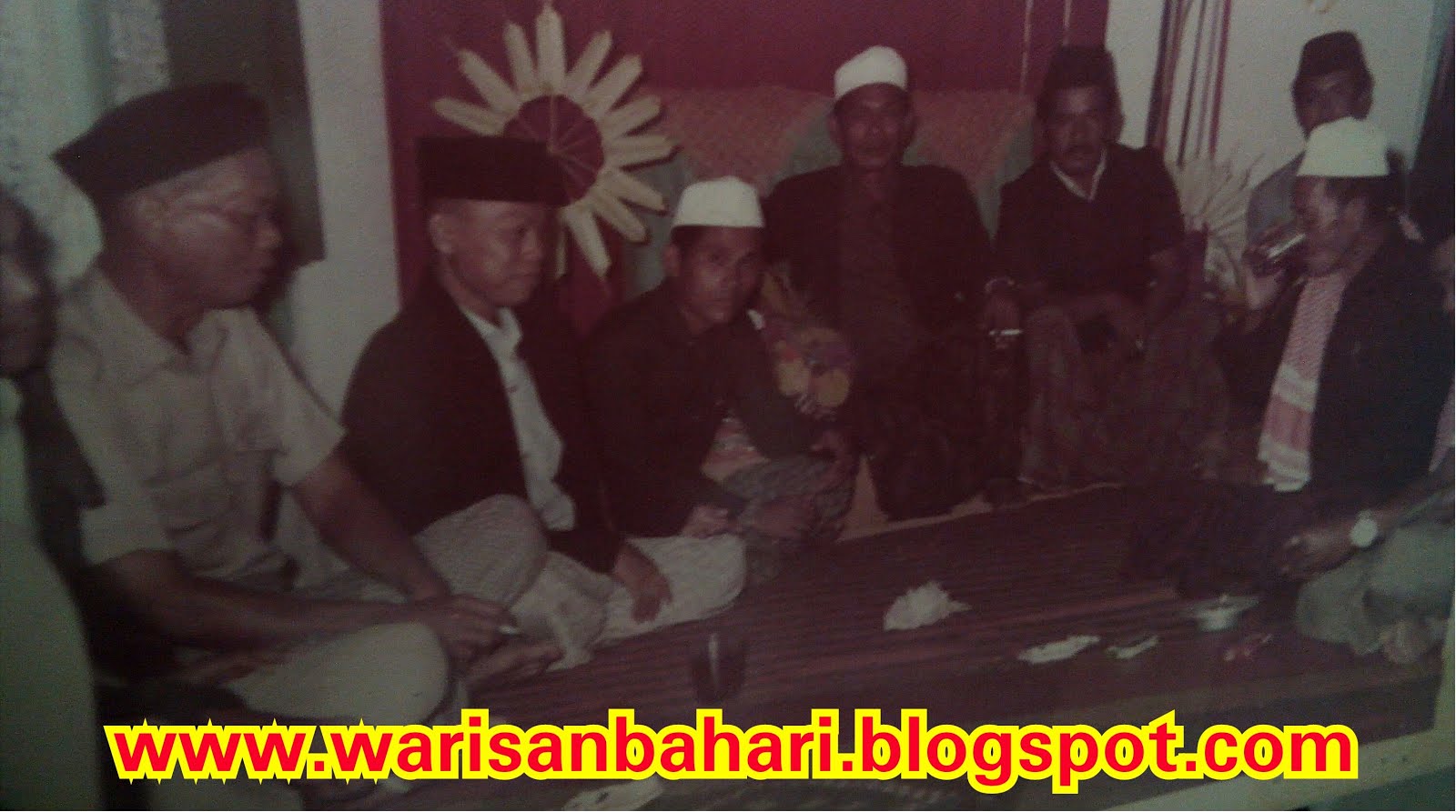 DIBALIK PROSES DAN TEKHNIK DALAM PEMBUATAN MEDIA, RAJAH / WAFAK