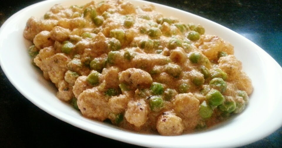 Sav's Kitchen: Sukha Matar Makhana