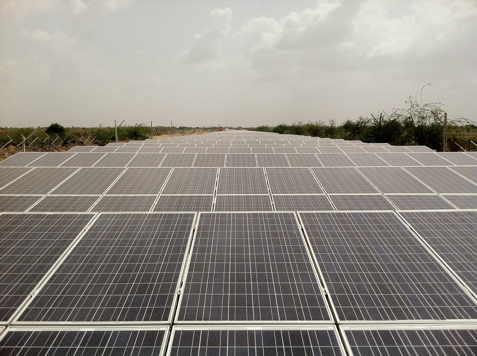 1 MW Narmada Canal Solar Power Plant