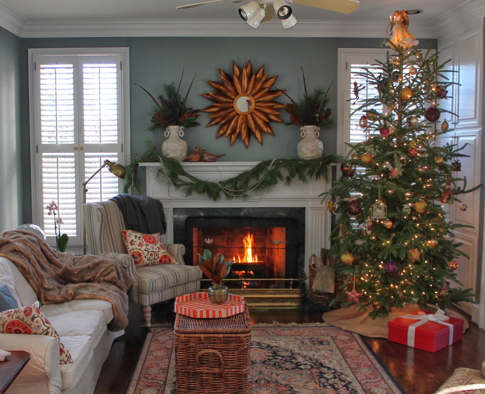 Designing Domesticity: It's a Slender Christmas Bush