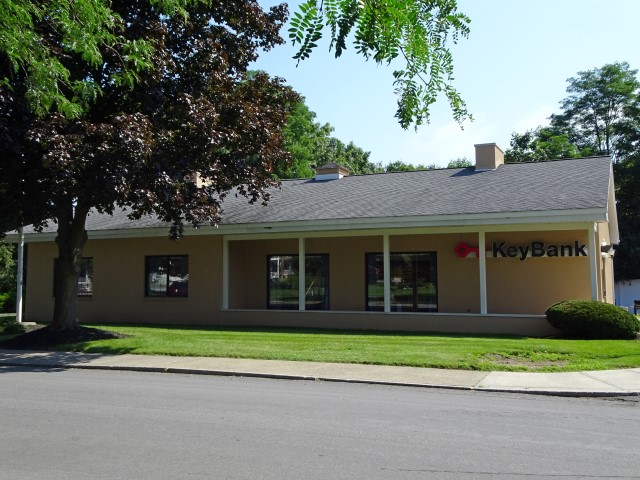 Walkabout With Wheels Blog: Walking Around Altamont, New York