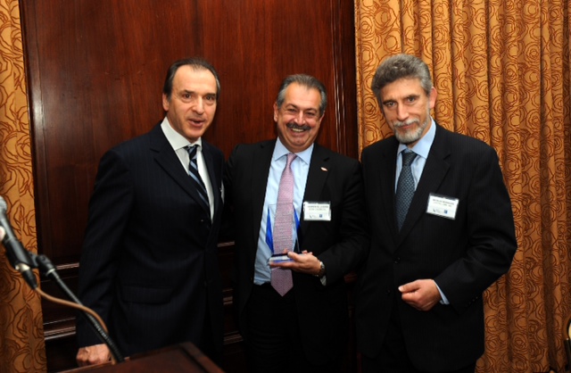 Global Greek World: Global Greek Andrew Liveris, Founder of the ...