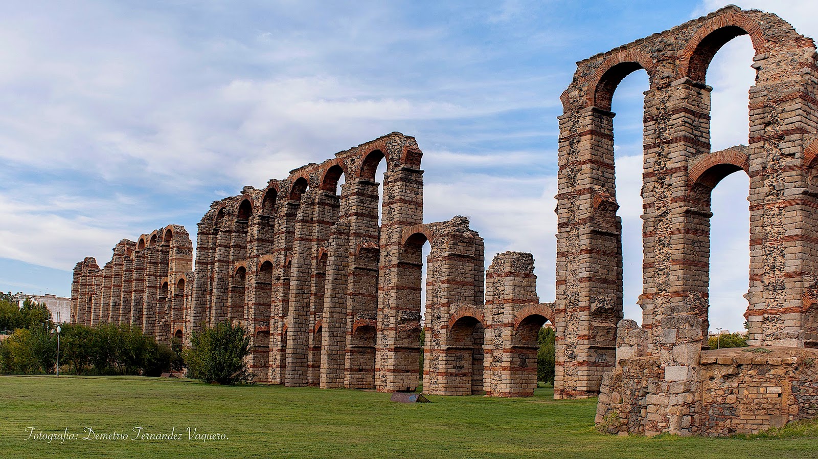 Mérida - Acueducto de los Milagros - Siglo I d C - 3 fotografías ...