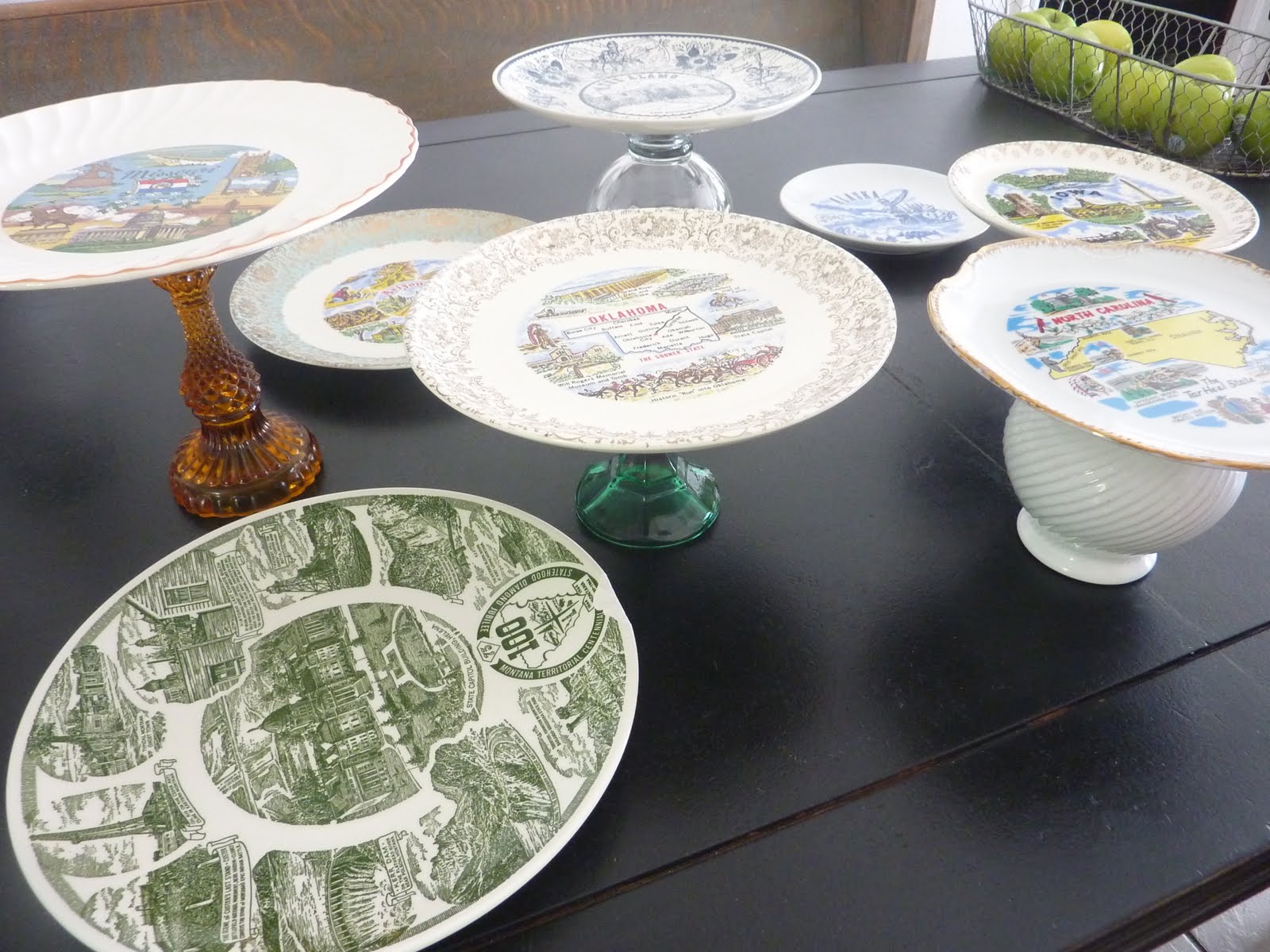 mish mash mom: DIY Cake Plates