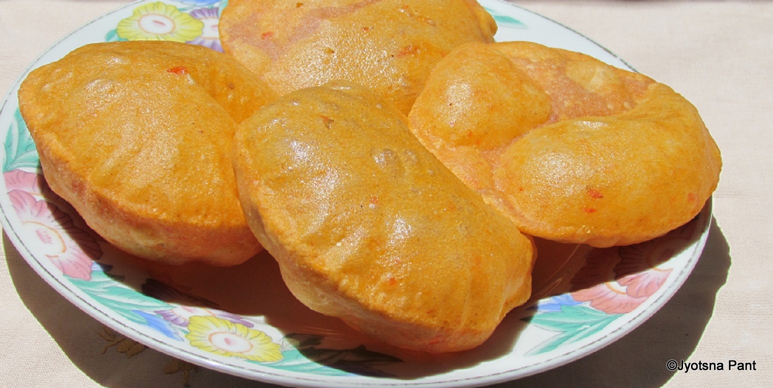 With Love from Mom's Kitchen: Tomato Puri /टमाटर की पूरी ( Fried ...