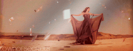 Beautiful colorful pictures and Gifs: Wind Animated gif photography.