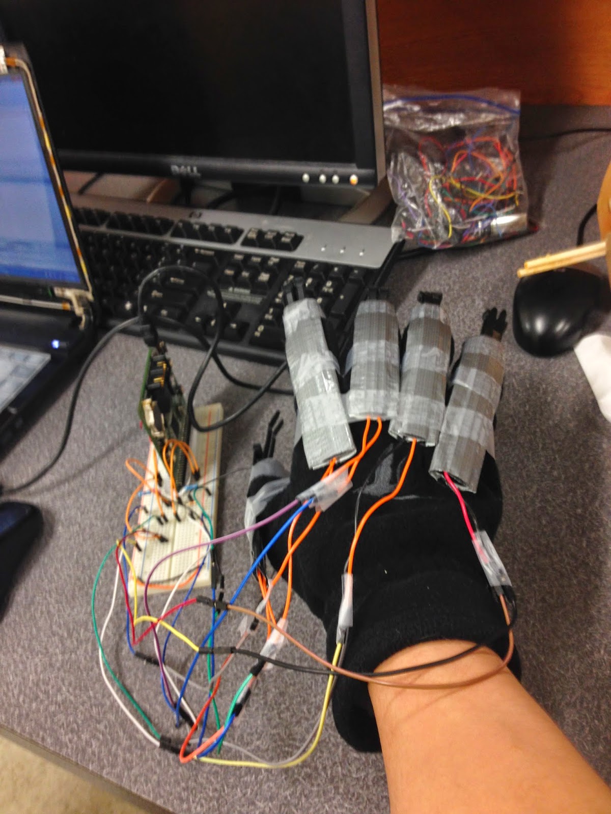 EE445L Embedded Systems Design Competition Spring 2014: Robotic Hand ...