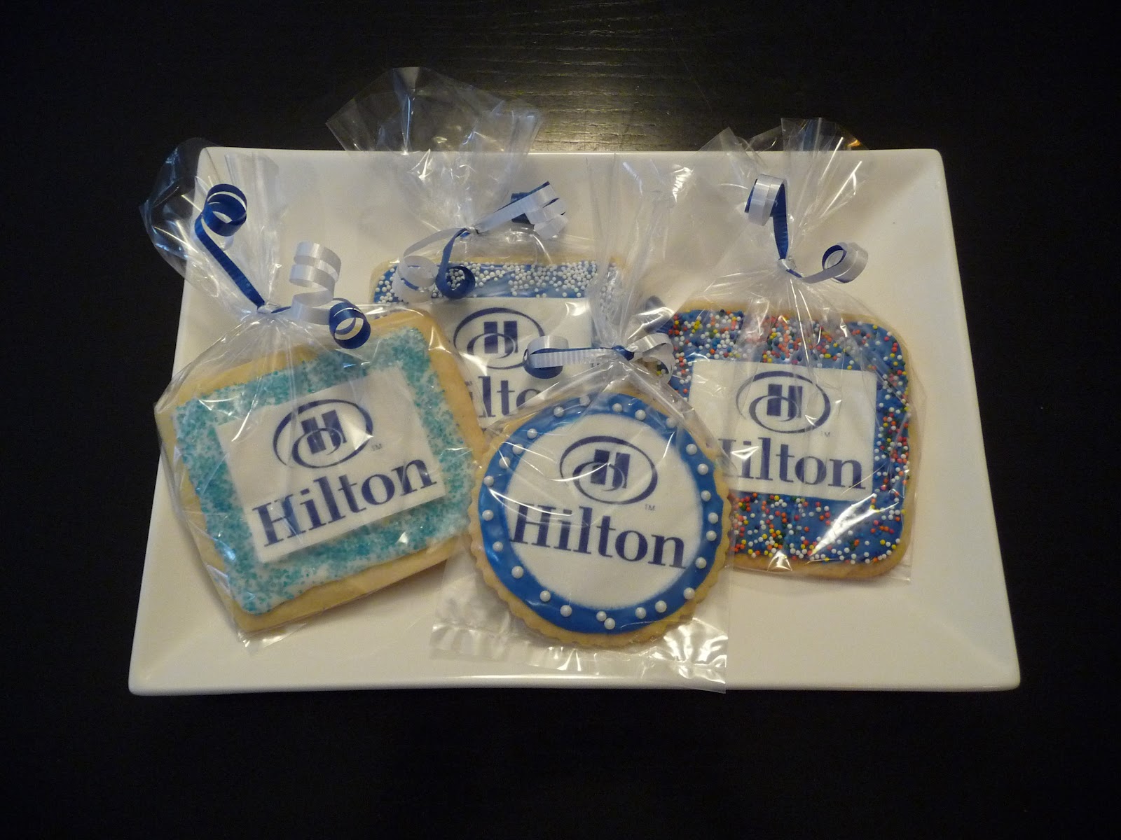 CLASSIC CAKES: LOGO Cookies....Hilton Hotel, McDonald's, Sears, Blake ...