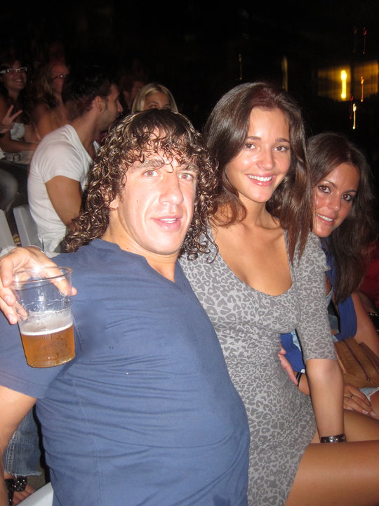 Carles Puyol with Wife Pics | FOOTBALL STARS WALLPAPERS