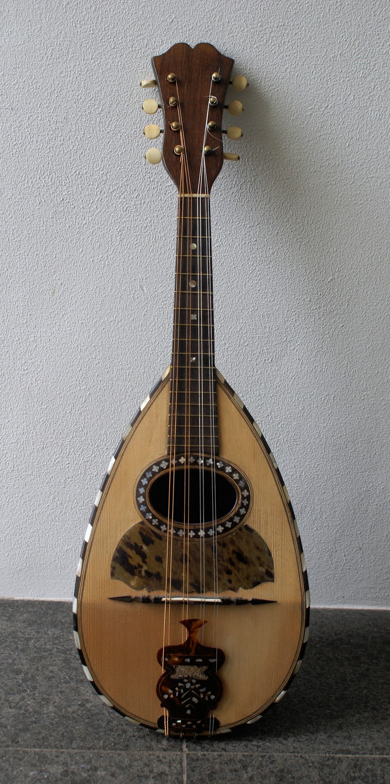 Mandolines