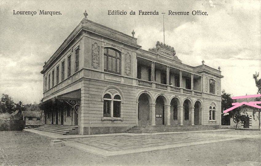 Históricas Imprensa Nacional e Cadeia Civil na Baixa de Maputo, Moçambique