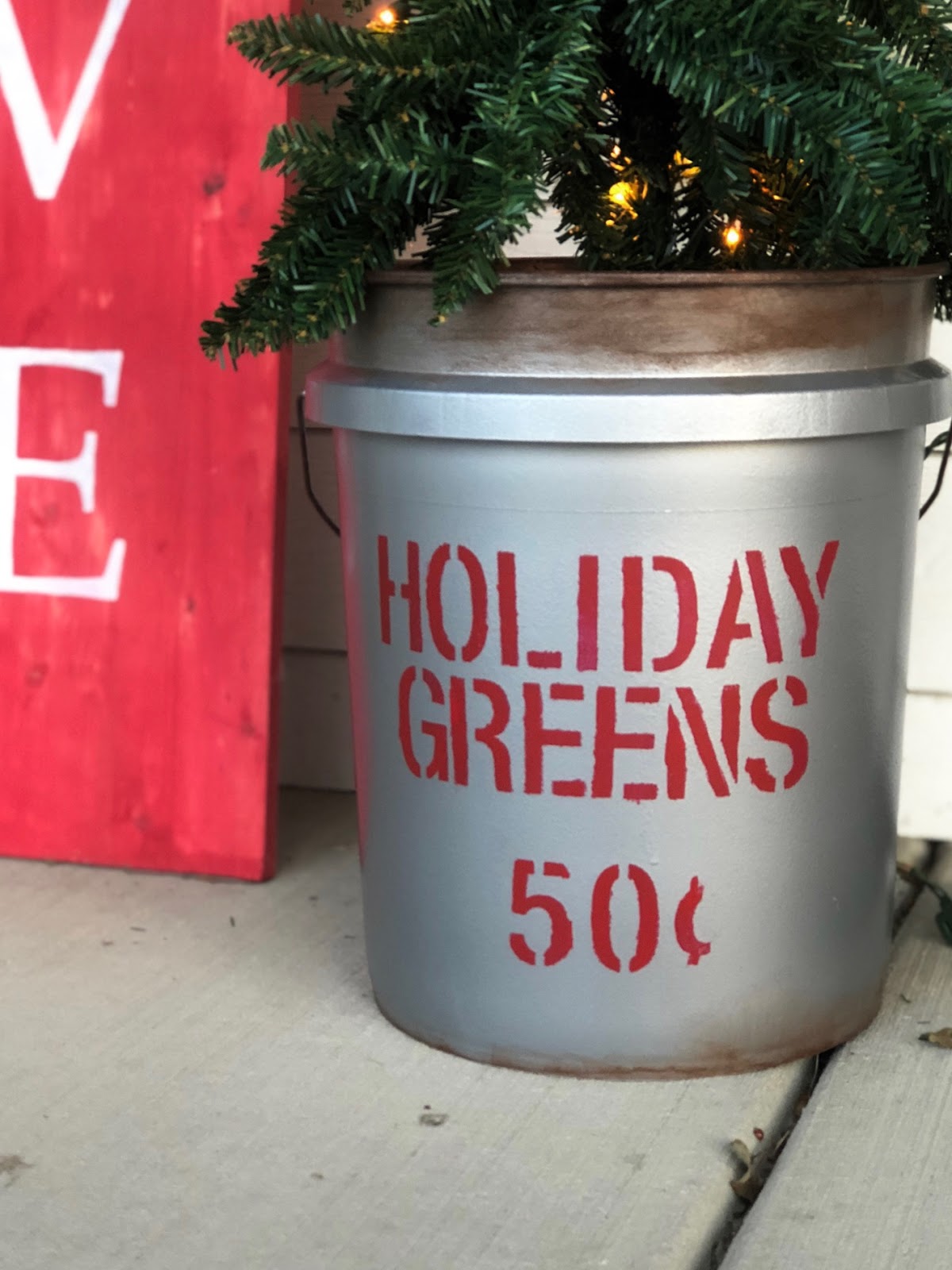 DIY Rustic Holiday Buckets | R&R at home