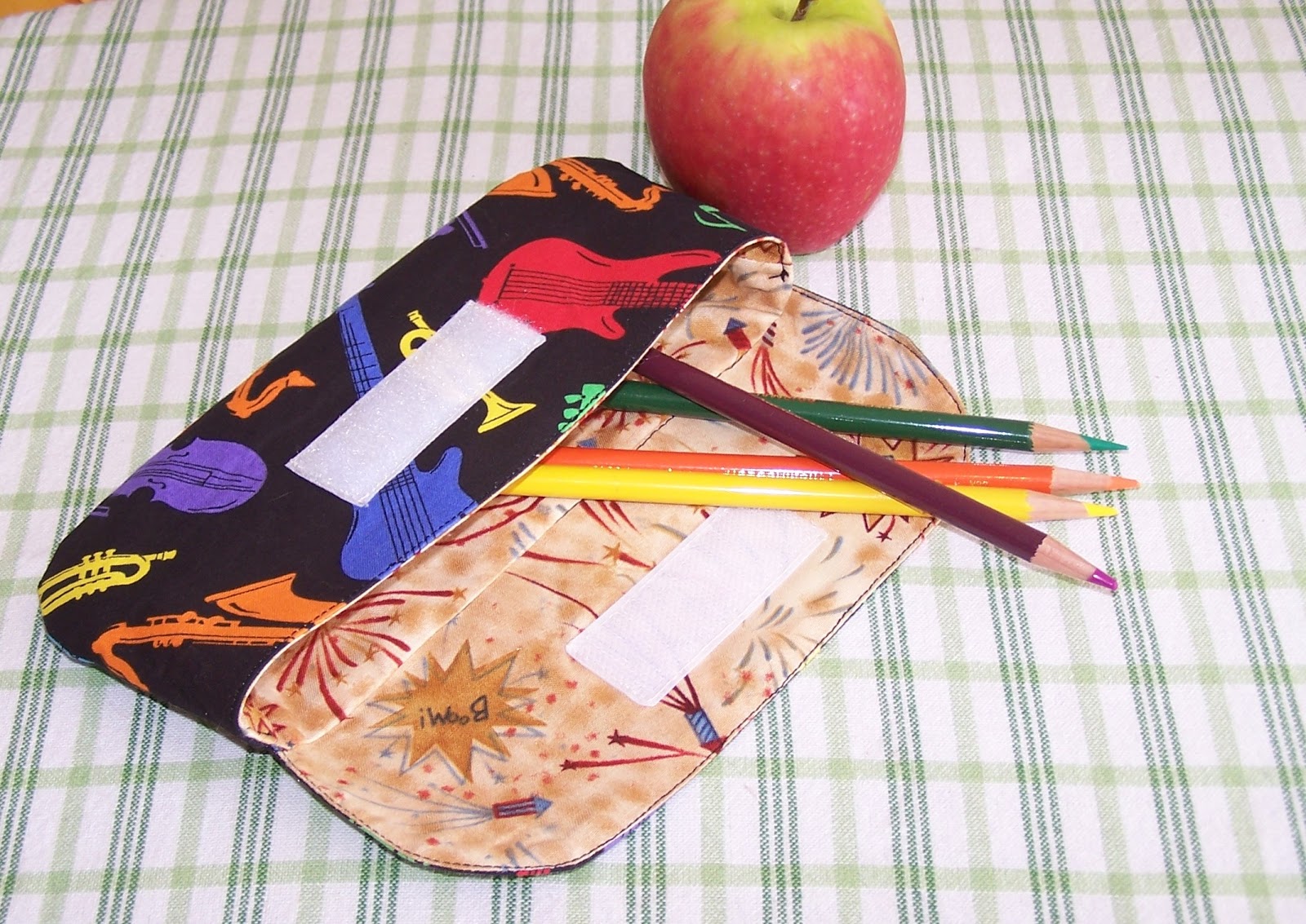 Lizzie's Arty Crafty 'n Dolls: Musical Instruments Fabric Pencil Case ...