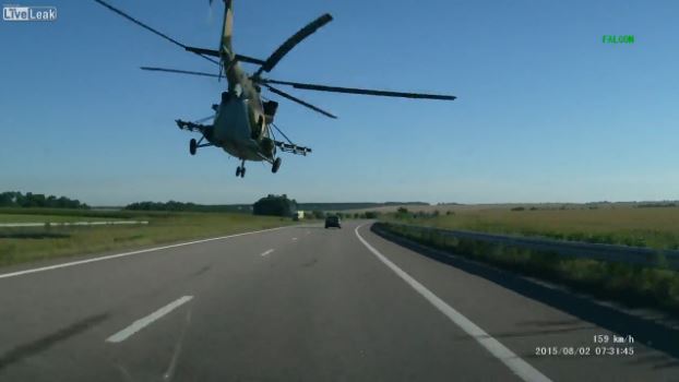 ΑΝΤΕ ΡΕ ΚΑΙ ΣΤΑ ΔΙΚΑ ΜΑΣ... ΦΟΒΕΡΟ ΒΙΝΤΕΟ ΜΕ ΣΤΡΑΤΙΩΤΙΚΟ ΕΛΙΚΟΠΤΕΡΟ ΠΟΥ ...