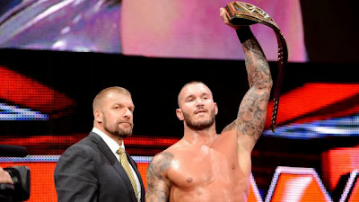 WWE In live!!!!: RANDY ORTON vs CODY RHODES