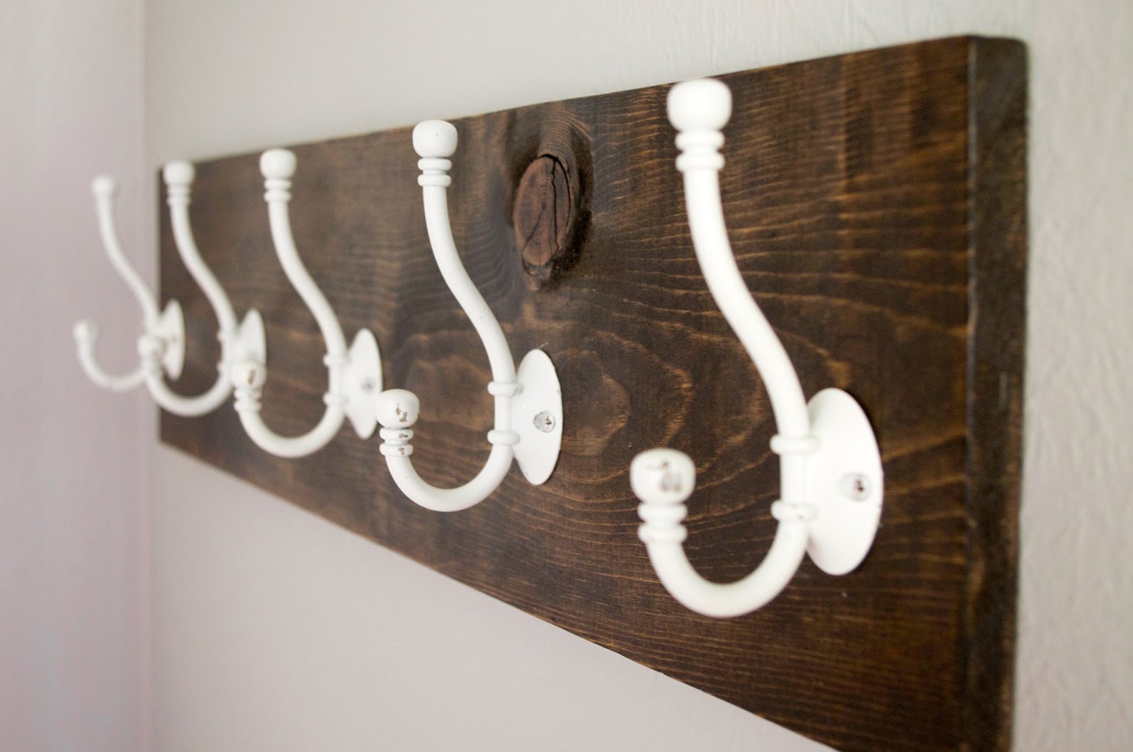 Home Sweetly Home: DIY Wood Coat Rack & Welcome Sign