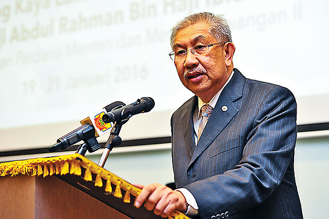 Oil Price Affects Brunei's National Spending (2016)