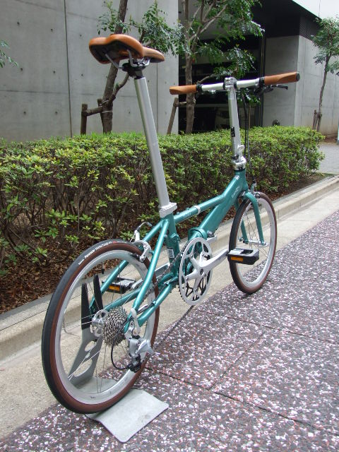 avelo Bicycle shop | アヴェロ バイシクル ショップ 浦和: Dahon Helios ダホン ヘリオス レトログリーン ...
