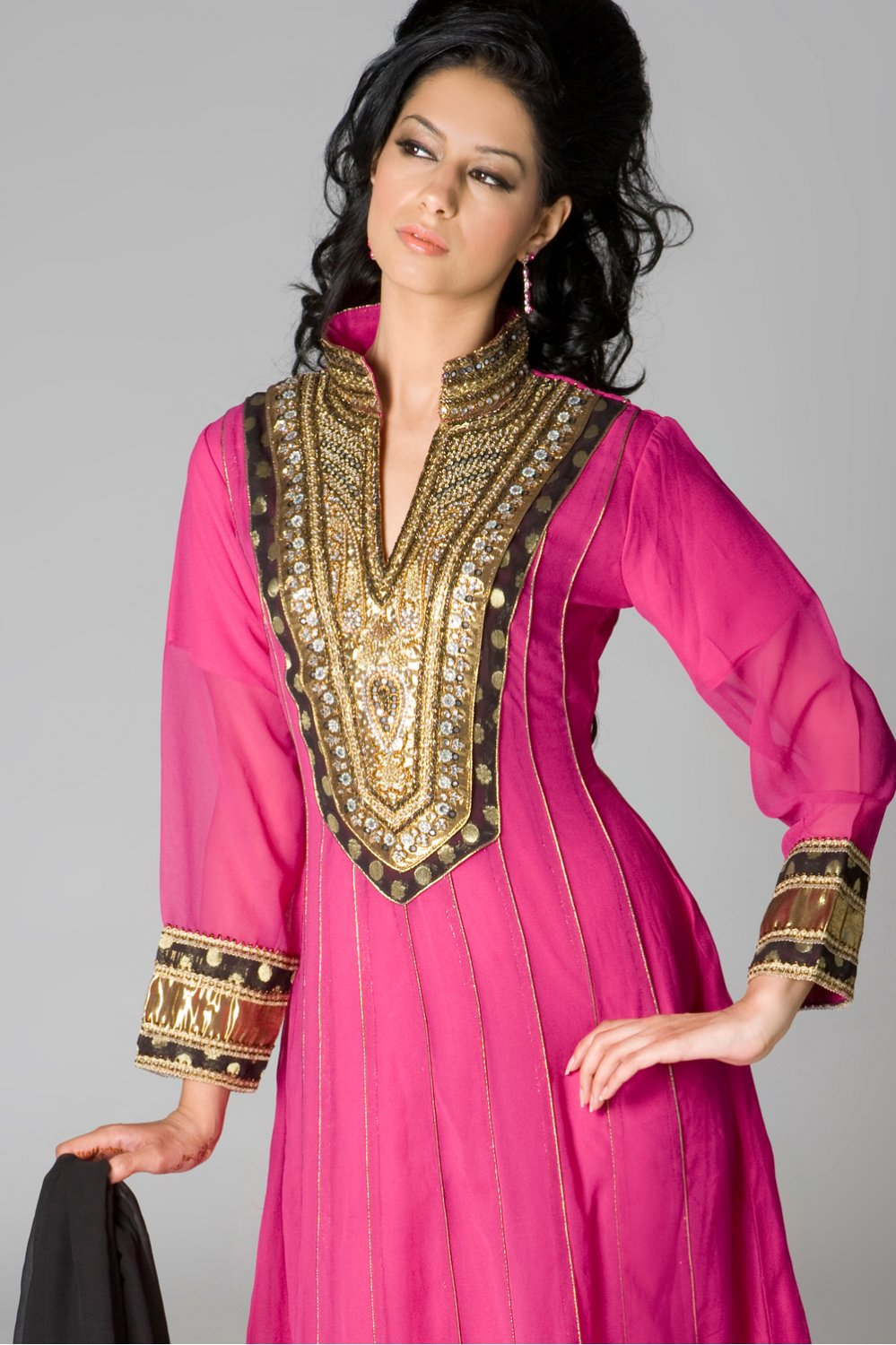 Bridel Fashion Trend And Girls Fashion: Bridal Neck Kameez Designs in UK