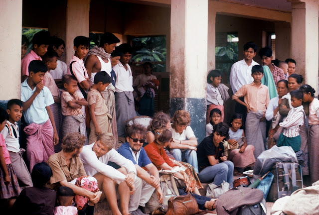 Wonderful Kodachrome Prints of Burma in the early 1970s ~ Vintage Everyday
