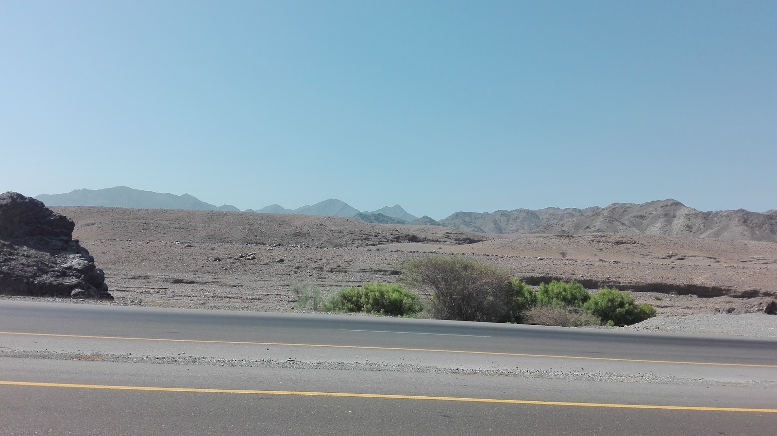 Oman dubai border crossing