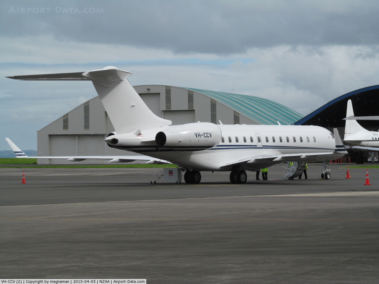 Central Queensland Plane Spotting: Crown Melbourne Bombardier Global ...