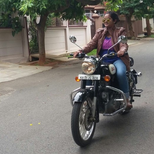 IndiaGirlsOnBike - Women Empowerment Of India: 2016