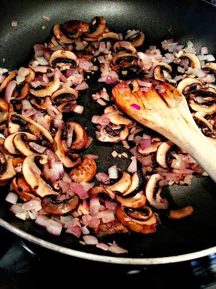 laura&lia: Cooking With(out) Lia