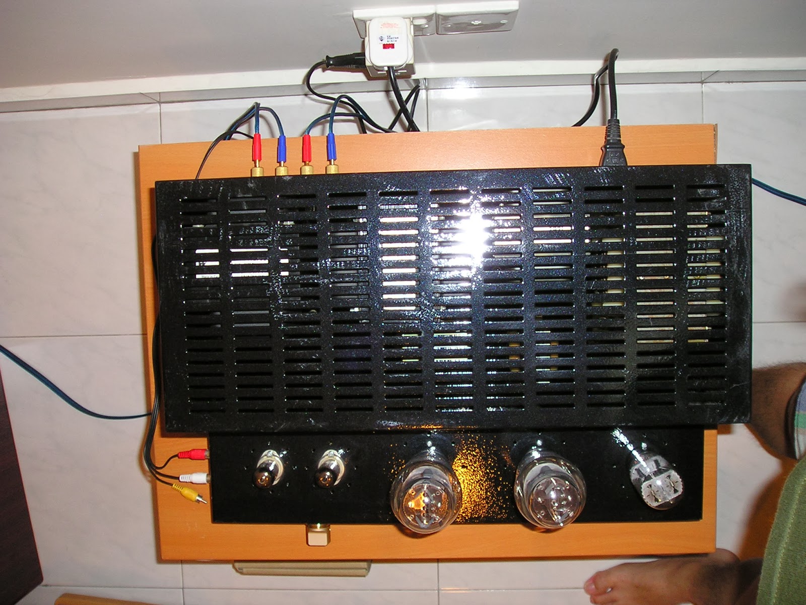 J&K Audio Design: 300B Tube Amplifier