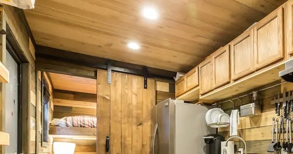 Shipping Container Homes & Buildings: 2 Bedrooms 40 ft Cozy Wood ...