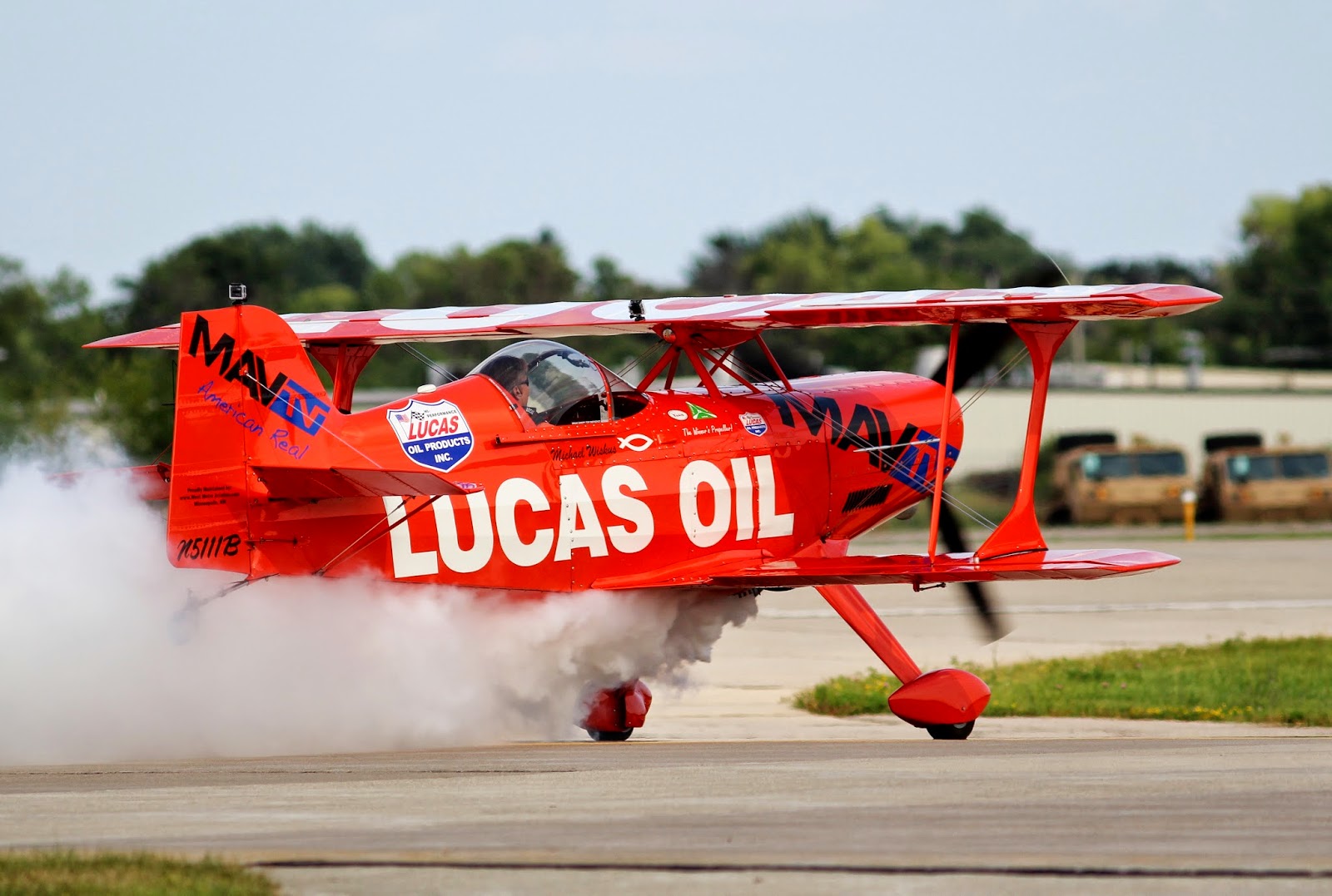 The Aero Experience: EAA AirVenture Oshkosh 2014: Michael Wiskus